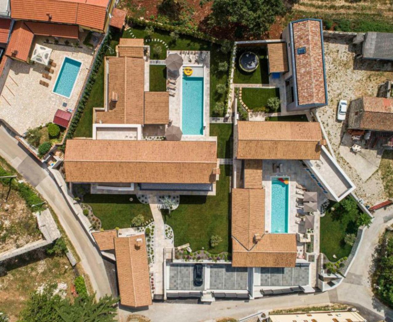 Navodnjavanje, travnjaci, uređenje okućnica, vrtova, sadnice, iskopi, landscape | RIMANIĆ USLUGE