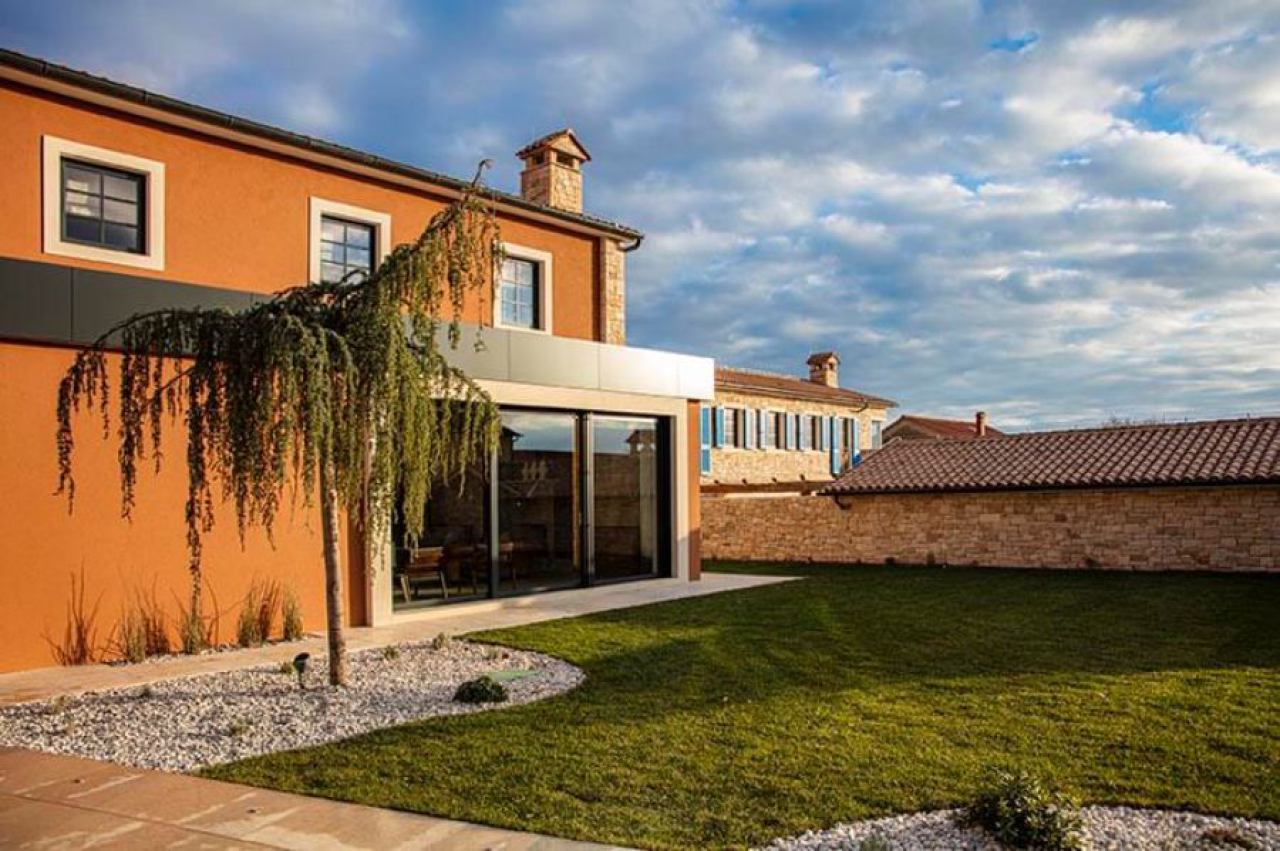 Navodnjavanje, travnjaci, uređenje okućnica, vrtova, sadnice, iskopi, landscape | RIMANIĆ USLUGE